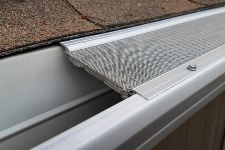 A DIY Guide on How to Install Gutter Brackets